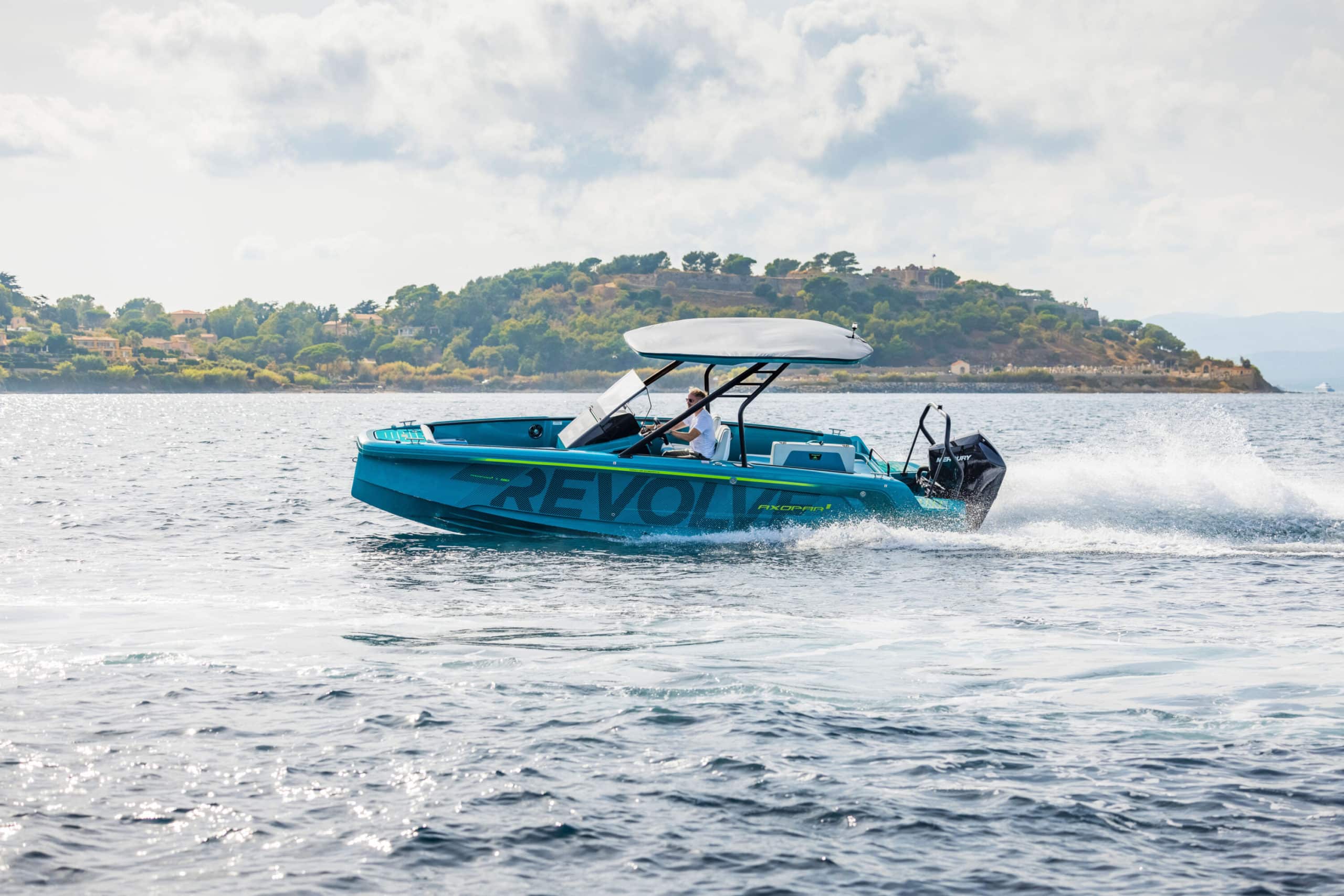 Axopar 22 Spyder | Compact & Agile Cruiser | Agapi Boat Club