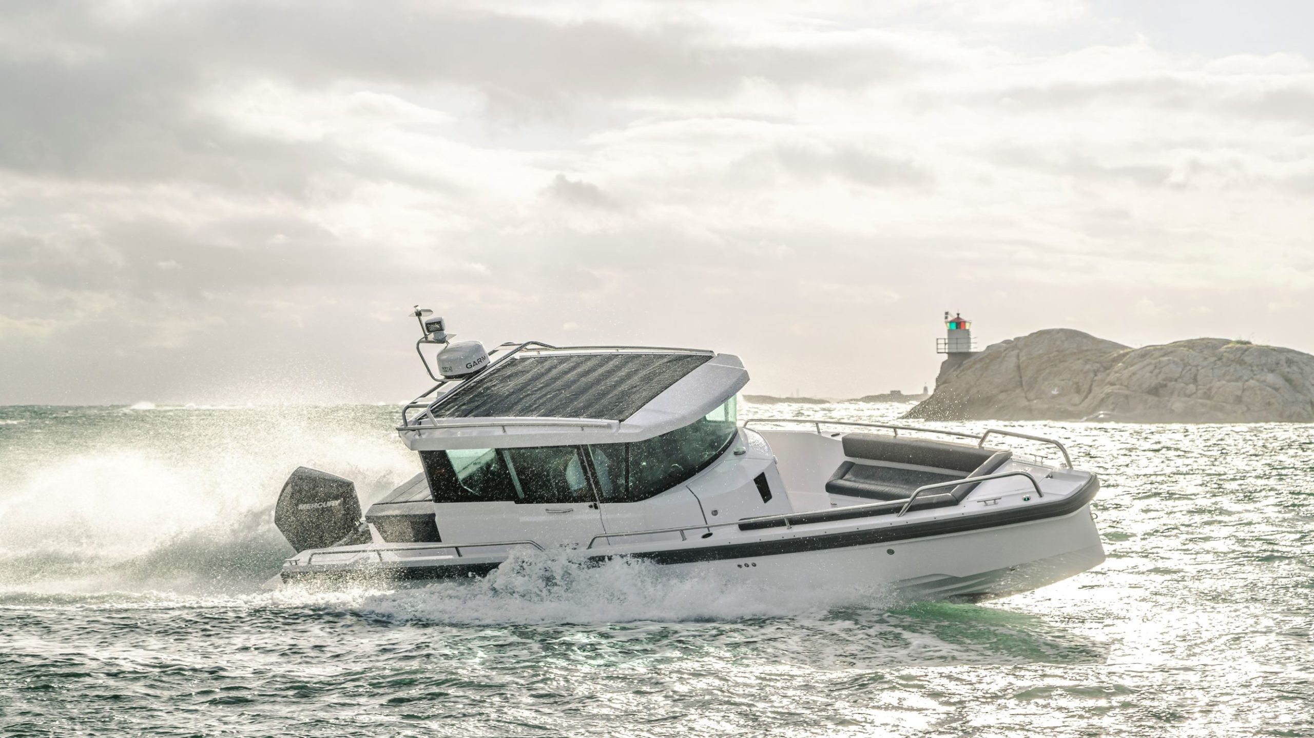 Axopar 28 Cabin | Versatile & Stylish Cruiser | Agapi Boat Club